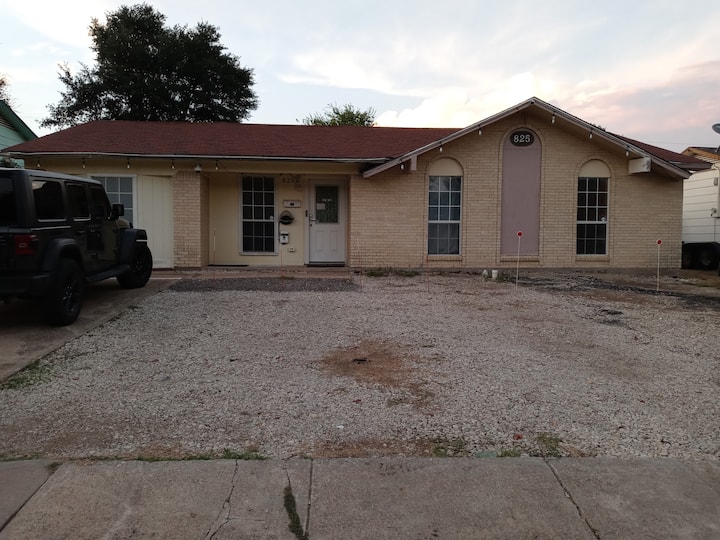 Your Lancaster Sweet Spot - Lancaster, TX