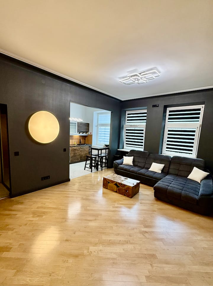 Downtown Kaunas-maironis10 - Kaunas