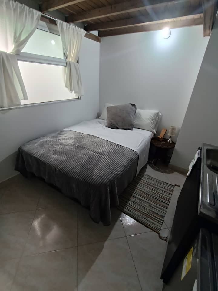 Apartaestudio - Medellin, Antioquia, Colombia