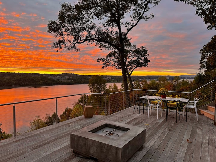 Magical River Views
(@Thehudsonvalleyescape) - Poughkeepsie, NY