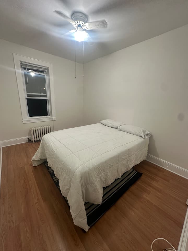 Back 2 Basics - Cozy 2bd Near American Dream & Nyc - シコーカス, NJ