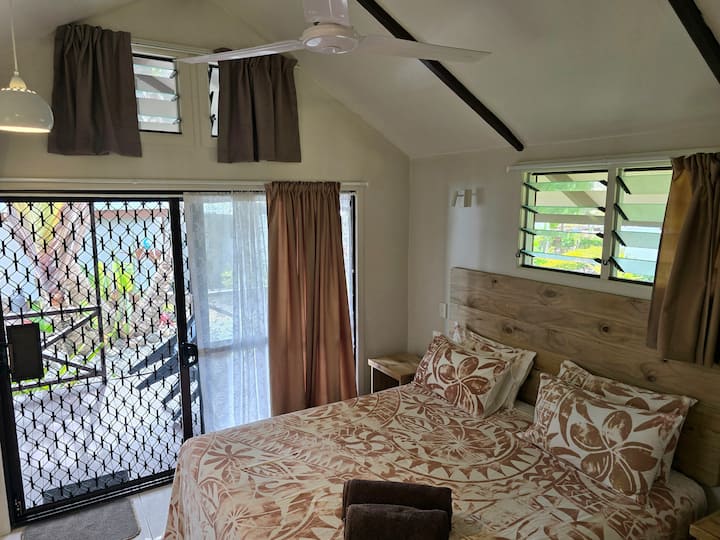 Aroko Bungalows Garden View 7 - Cook Islands