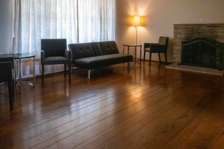 Classic & Cozy 3b2b In Castro Valley - Castro Valley, CA