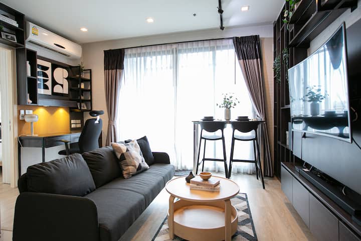 Modern Living Steps To Mrt - Bangkok