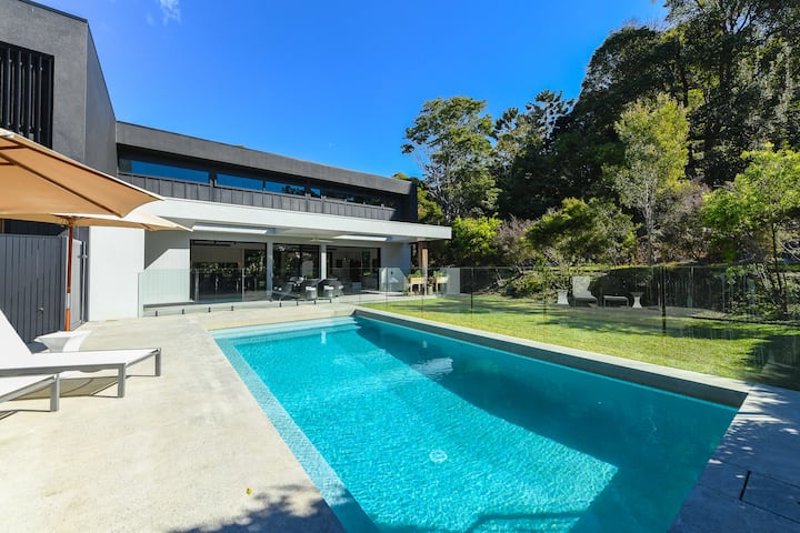 Byron Bay Luxury Rainforest Retreat With Pool - Byron Bay