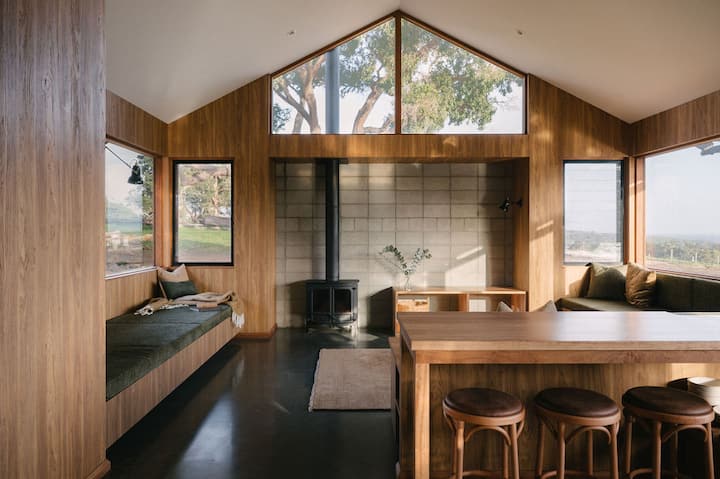 Wildwood Barn- Luxury Architecture And Ocean Views - Dunsborough