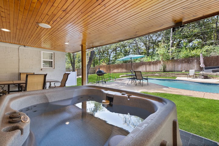 Dfw Mid-cities Oasis: Pool + Hot Tub+fire Pit - North Richland Hills, TX