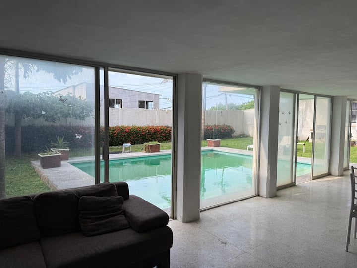 Casa Con Alberca En Coatzacoalcos 13 Camas - Coatzacoalcos