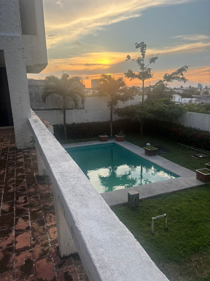 Casa Con Alberca En Coatzacoalcos 10 Camas - Coatzacoalcos