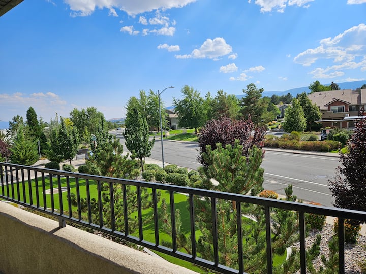 The North-west Reno Cozy Oasis - Reno, NV