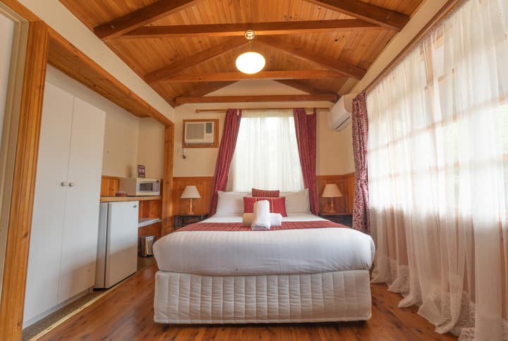 Sanctuary Cottage – Yarra Valley Stay - Healesville