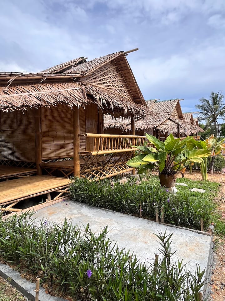 Lanta Giant Lodge 2 - ランター島