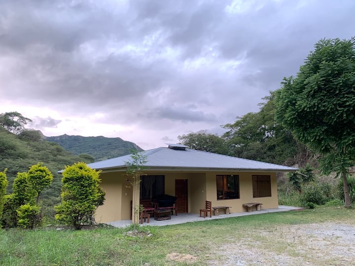 Hermosa Casa Familiar Para Vacacionar En El Campo - Zamora Chinchipe