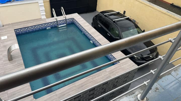 Home De Luxuria 3 - Nigeria