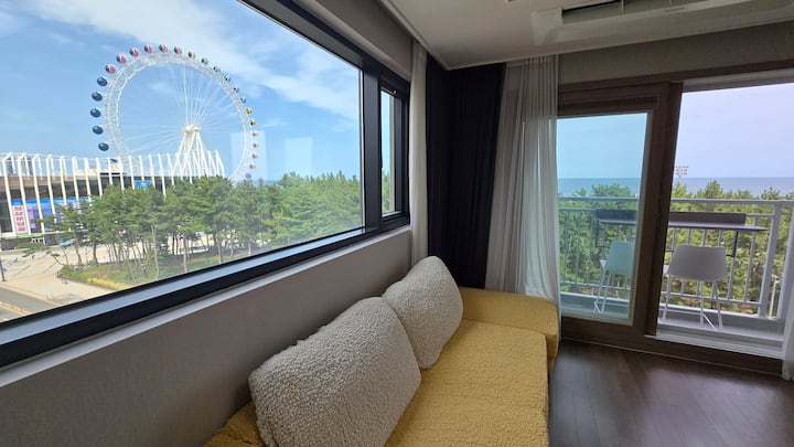 속초애견동반가능숙소/속초해변/속초I대관람차뷰/넉넉한 1.5룸/ Pet Friendly - 조양동