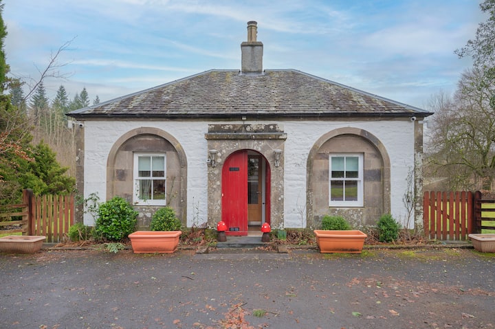 The Lodge House - Callander