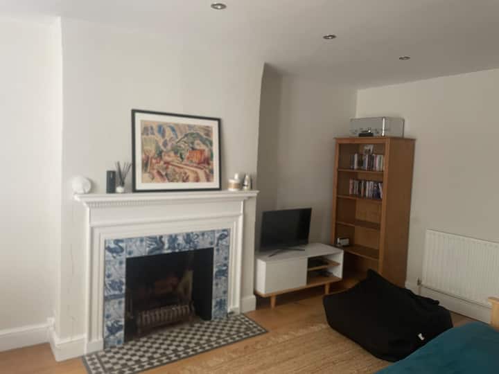 Two Bedroom Garden Flat In Kentish Town - Londres