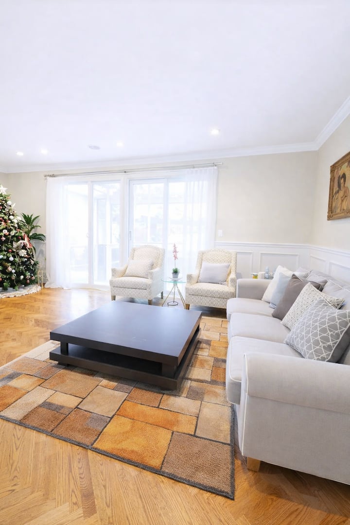 Modern 6br Family Oasis Spacious -12 Sleep - Toronto
