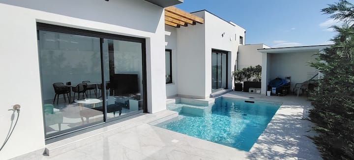 Villa Neuve Standing Avec Piscine Privée - Perpignan
