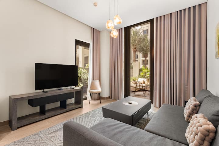 Lovely 1br Private Backyard & Pool Access - Dubái