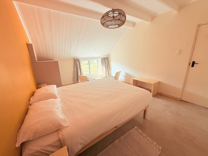 Tafari Room - Pringle Bay