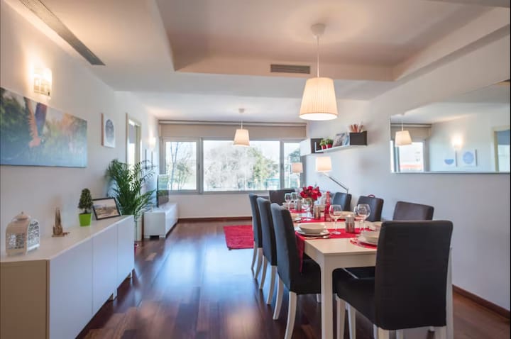 Beachside Apartment - Barcelona