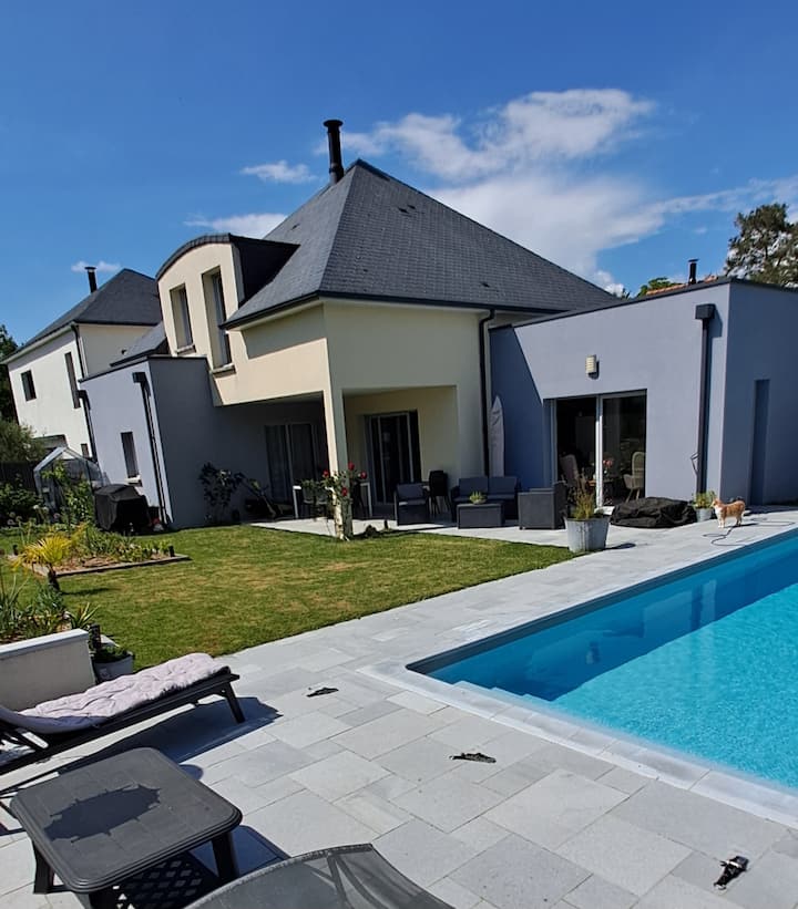 2 Jolies Chambres D'hôtes Dans Maison Avec Piscine - Angers