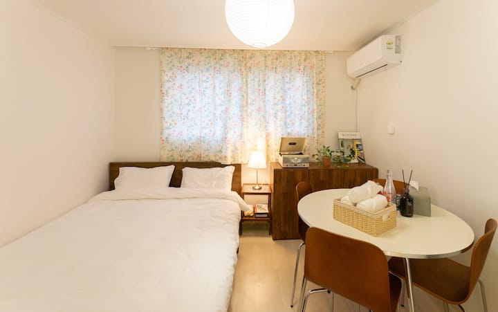 [1월오픈특가] 신림역앞/2호선/인천공항/강남18분/홍대/명동/남산타워/ddp/kspo - Seoul