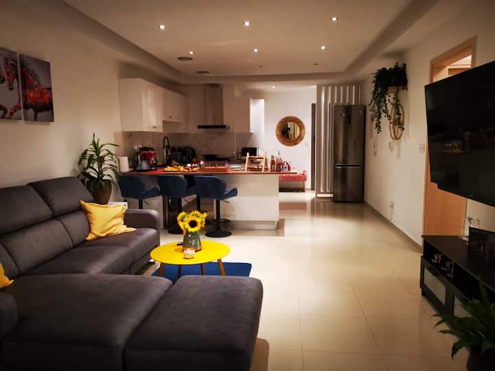 Nestia Apartment - Limassol