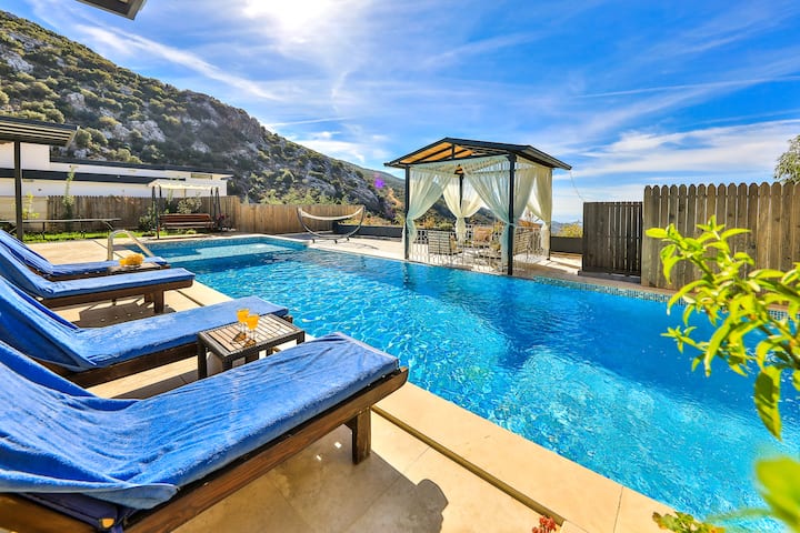 Villa Florya-kalkan'da Muhafazakar Jakuzili Villa - Kalkan