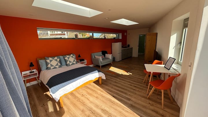Spacious And Bright Garden Studio - Suffolk
