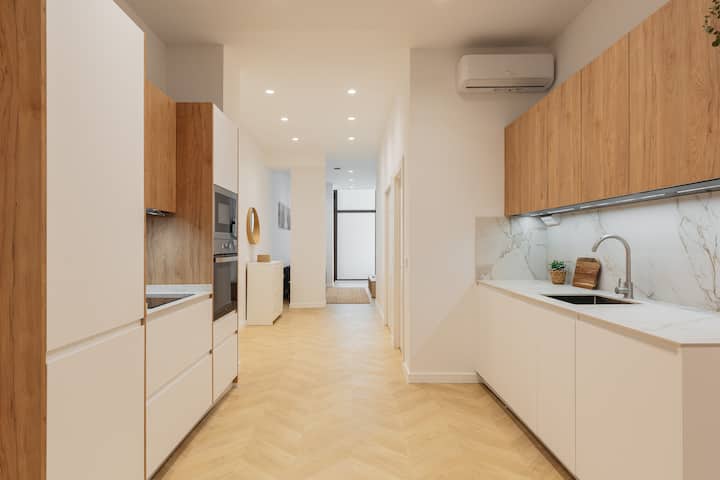 Comfort Stay For 7 Pax - Terrace & Jacuzzi -