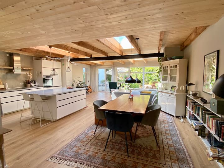 Stilvolles Einfamilienhaus Am Hamburger Stadtrand - Hamburg