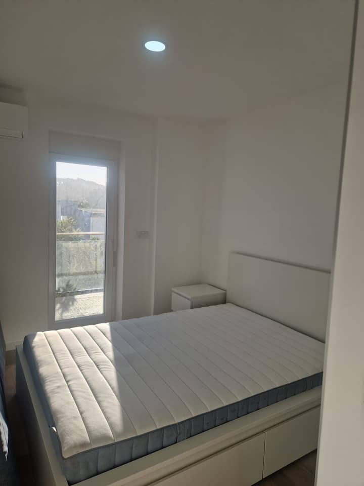 2 Bedroom Apartment With Balcony - Lisboa - 리스본
