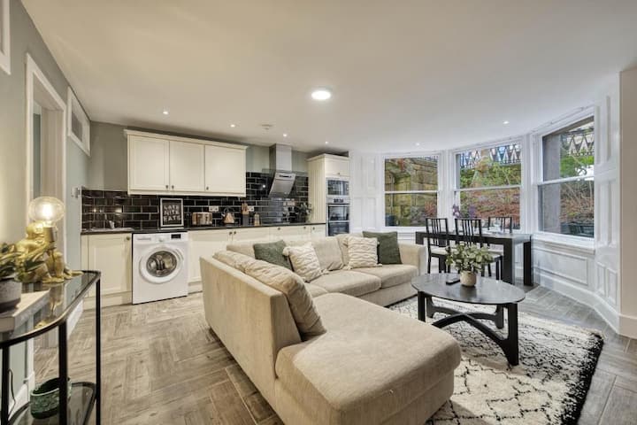 3br Flat • Parking • Close To Parks & Riverside - 