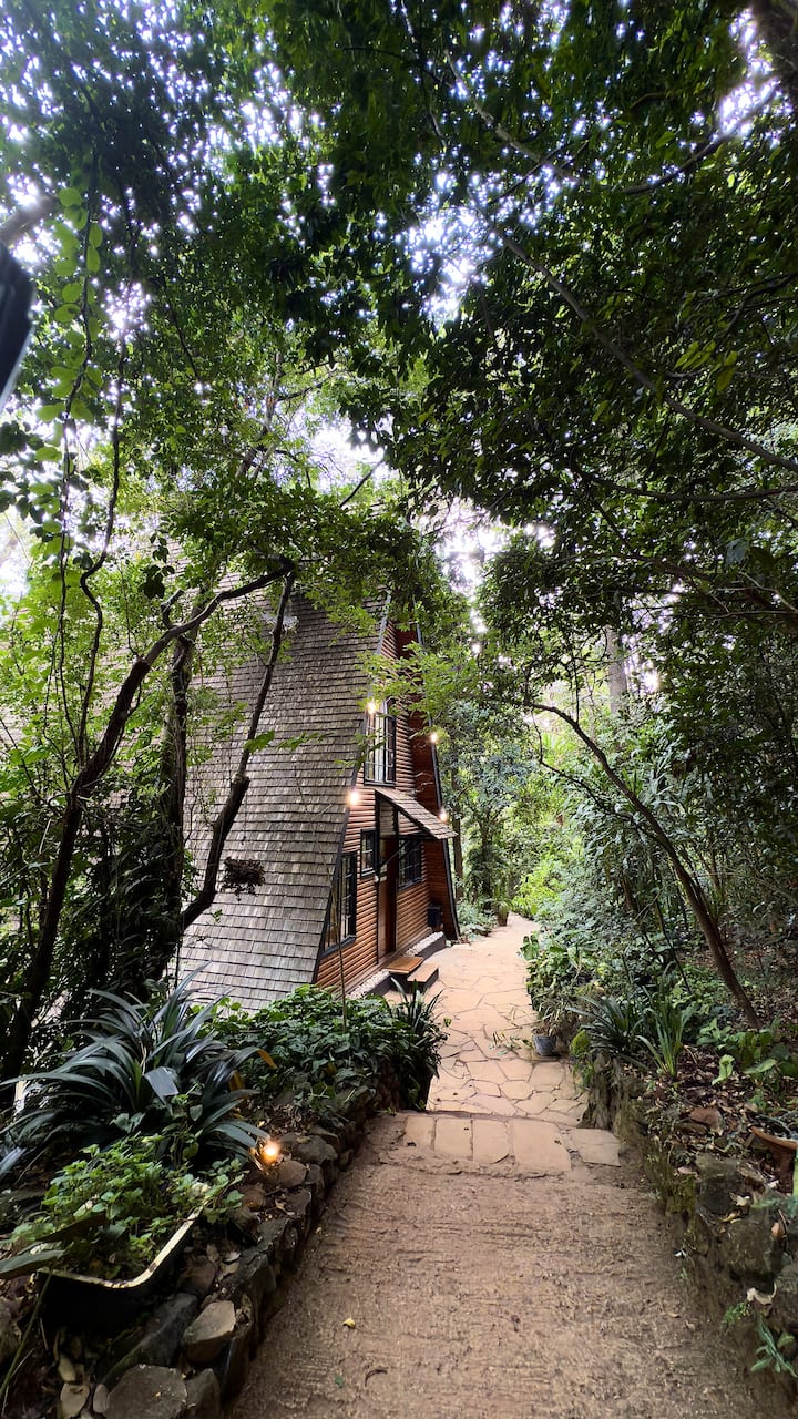 Kivulini A-frame Cabin- Nairobi Forest Stay - Nairobi