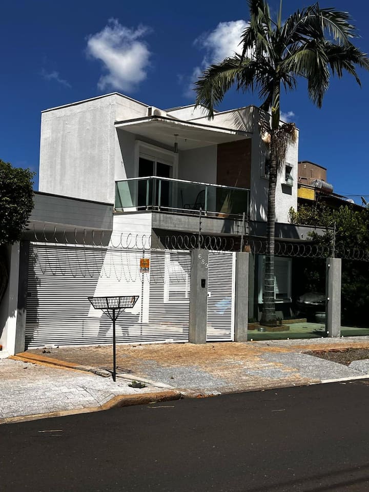 Sobrado De Luxo Zona 4 - Maringá