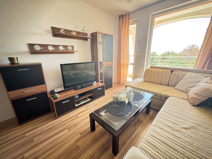 Линоляни Поморие - Pomorie