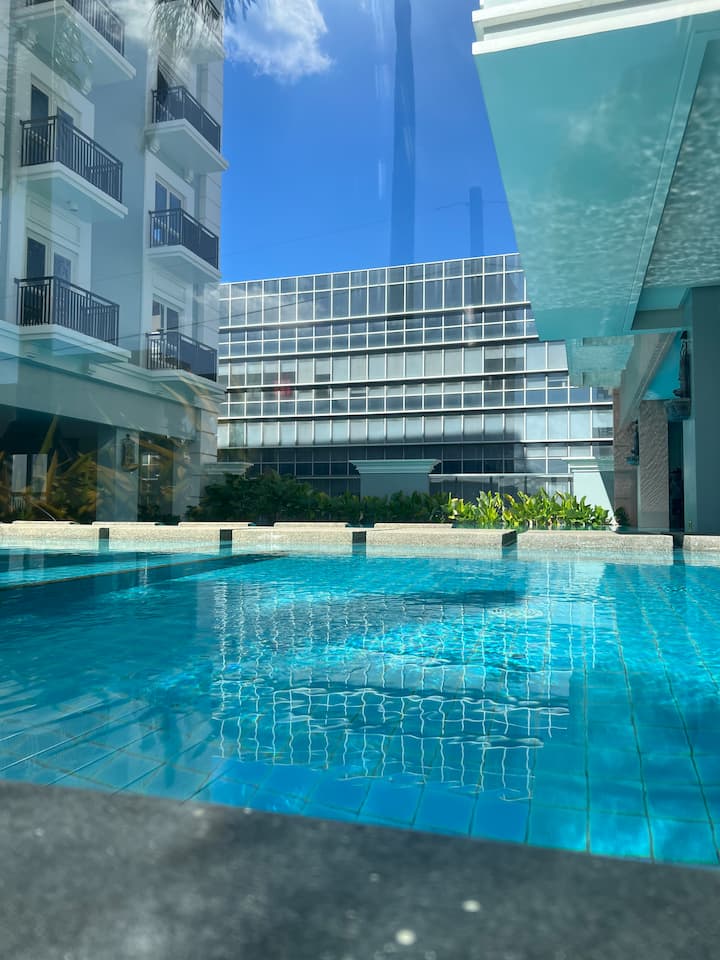 Adorable City Studio Escape - Iloilo City