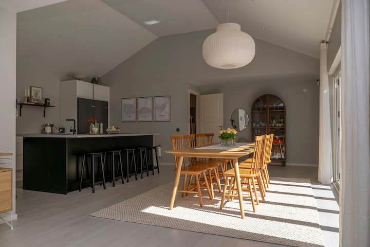 Upscale Villa On ÖSterlen | Jacuzzi & Nature Walks - Skåne län