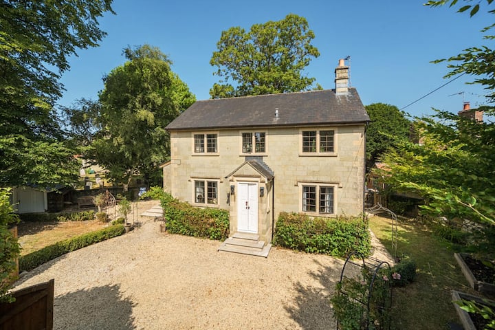 The Little Hotel - Shaftesbury
