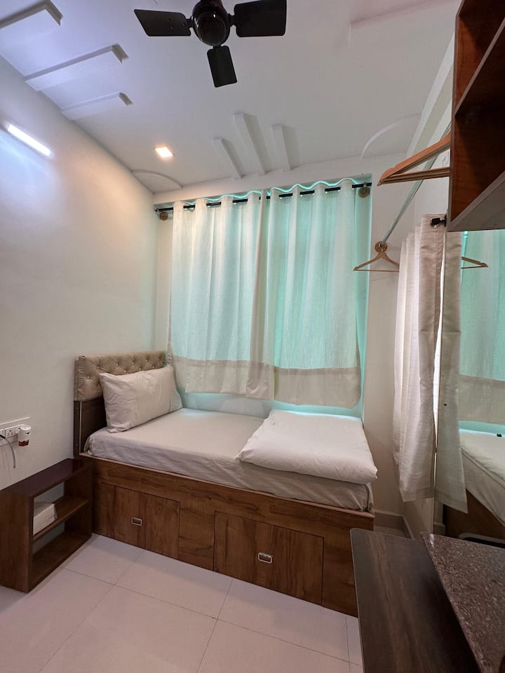 Your Mini Hygienic Stay - Bed & Breakfast - Bangalore