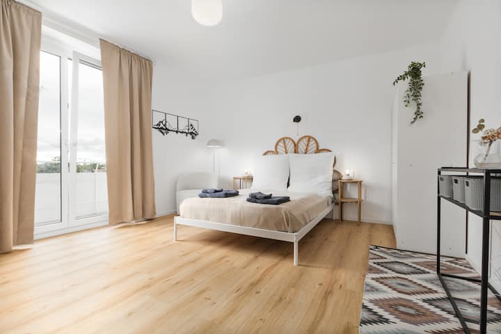 Stylish Apartment In Linz With Netflix And Balcony - Leonding