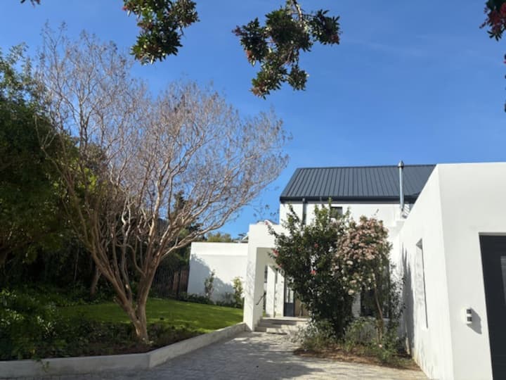 Stellenbosch 4 Bedroom Luxury Home No Loadshedding - Stellenbosch