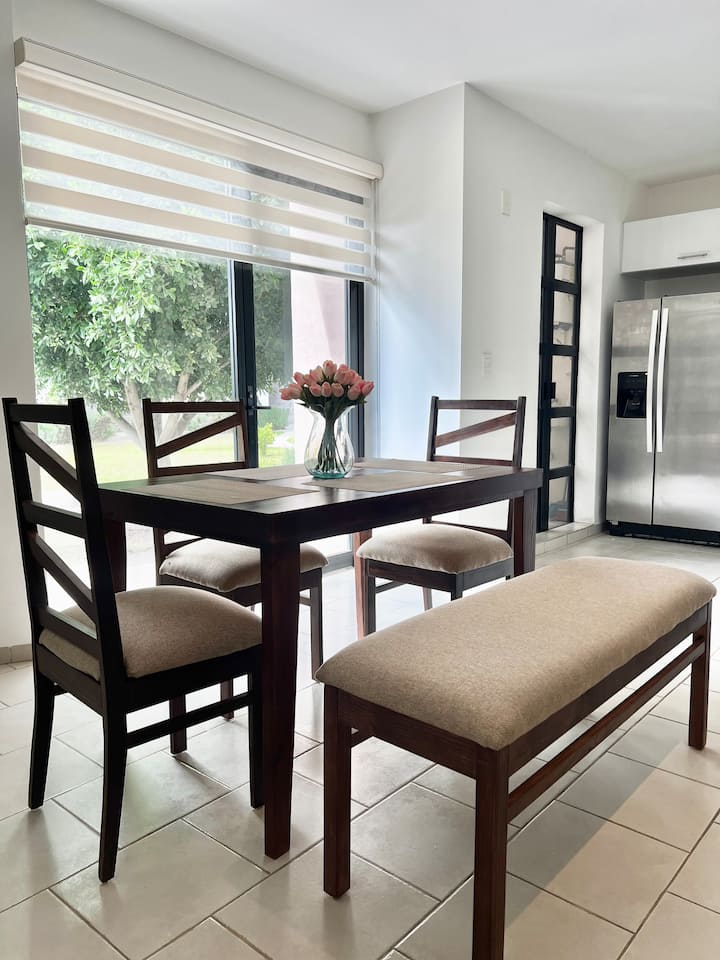 Increíble Alojamiento Planta Baja Y Seguridad 24/7 - Querétaro