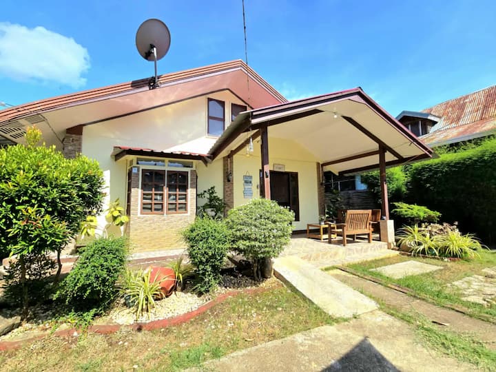 Sunny Haven, Your Perfect City Getaway - Puerto Princesa