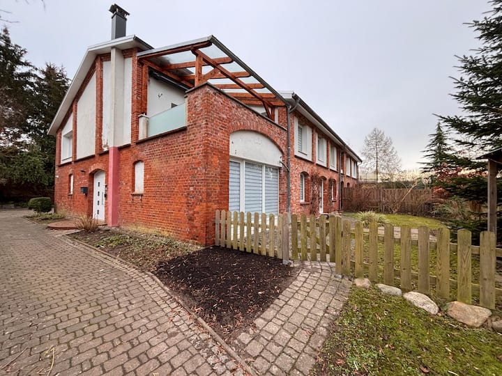 Wohnen Auf Zeit / Monteurswohnung / Ferienwohnung - Wismar