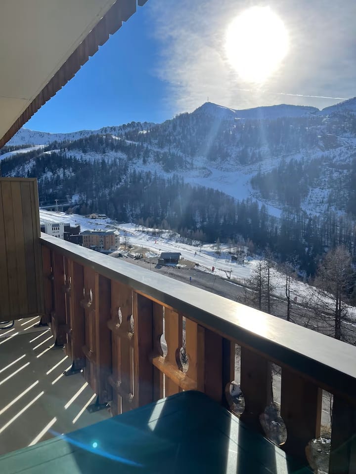 2 Pièces Avec Balcon, Proche Des Pistes - Isola 2000