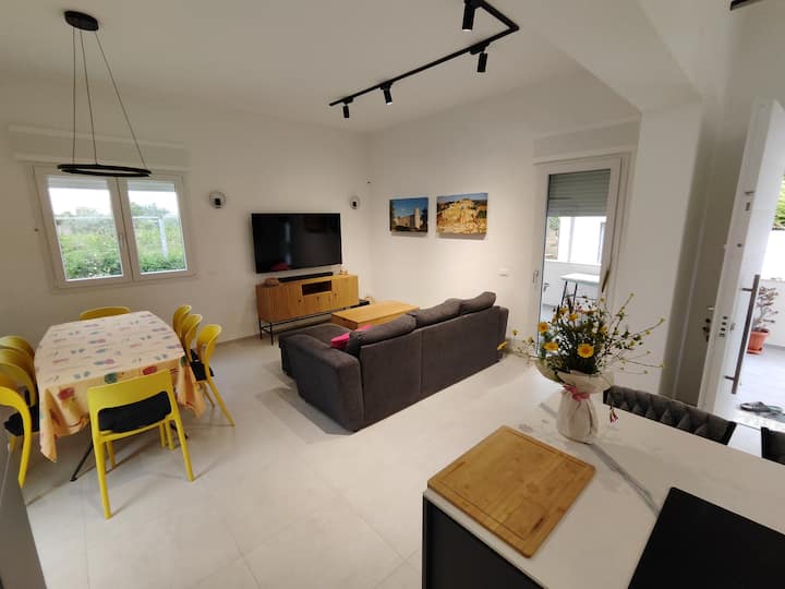 Modern And Spacious Rural Home-10 Minutes To Beach - Vittoria