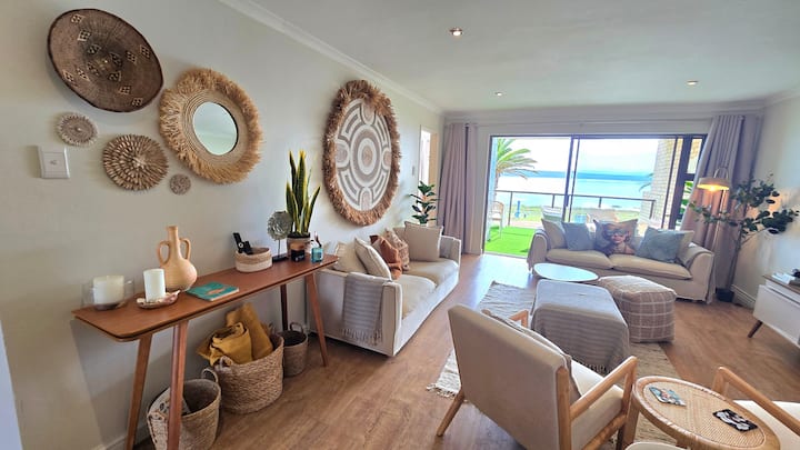 Peak-a-blue - Lagune, Beach & Mystical Sunrises - Jeffreys Bay